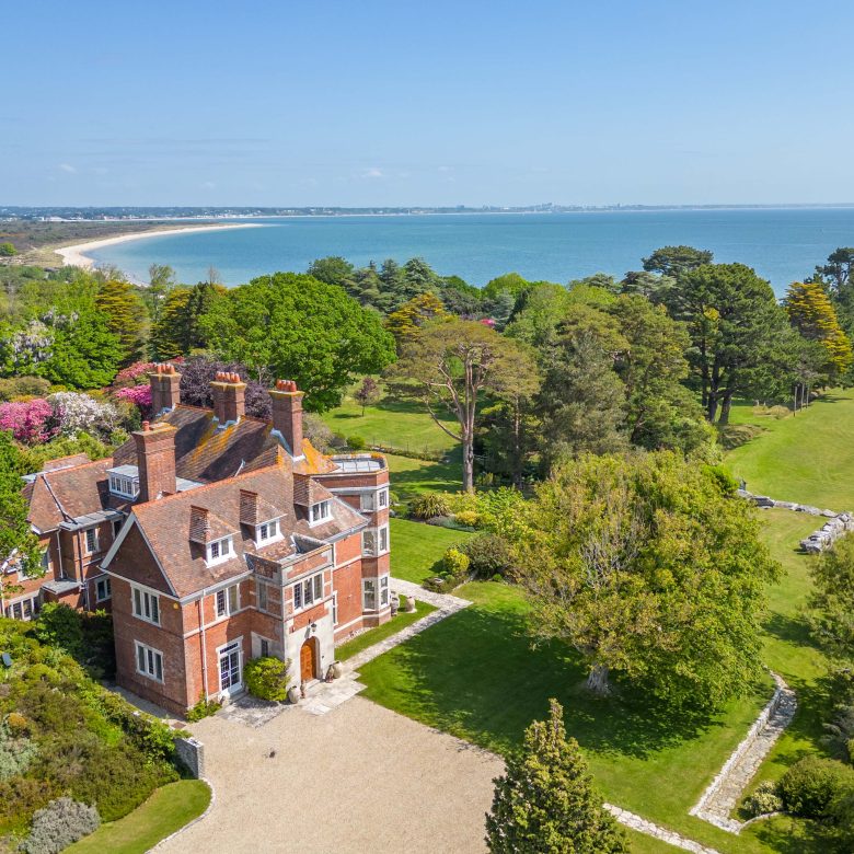 Luxury Houses to Rent by Bedroom Count | kate & tom’s