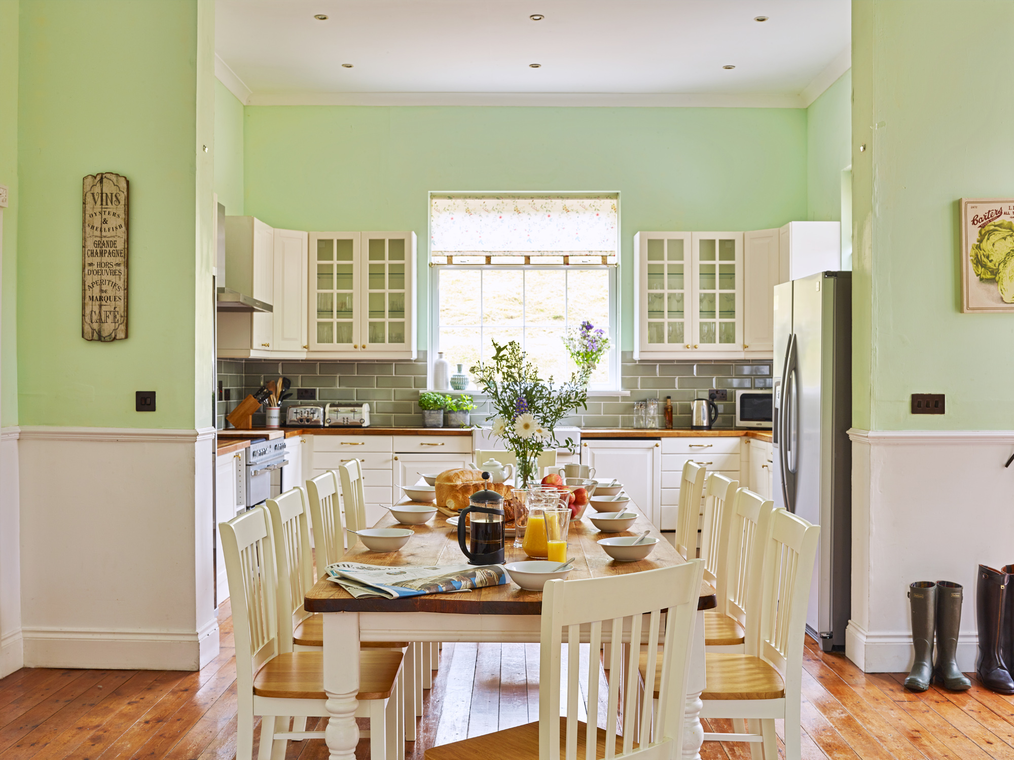 Lambourn House - Kate & Tom's