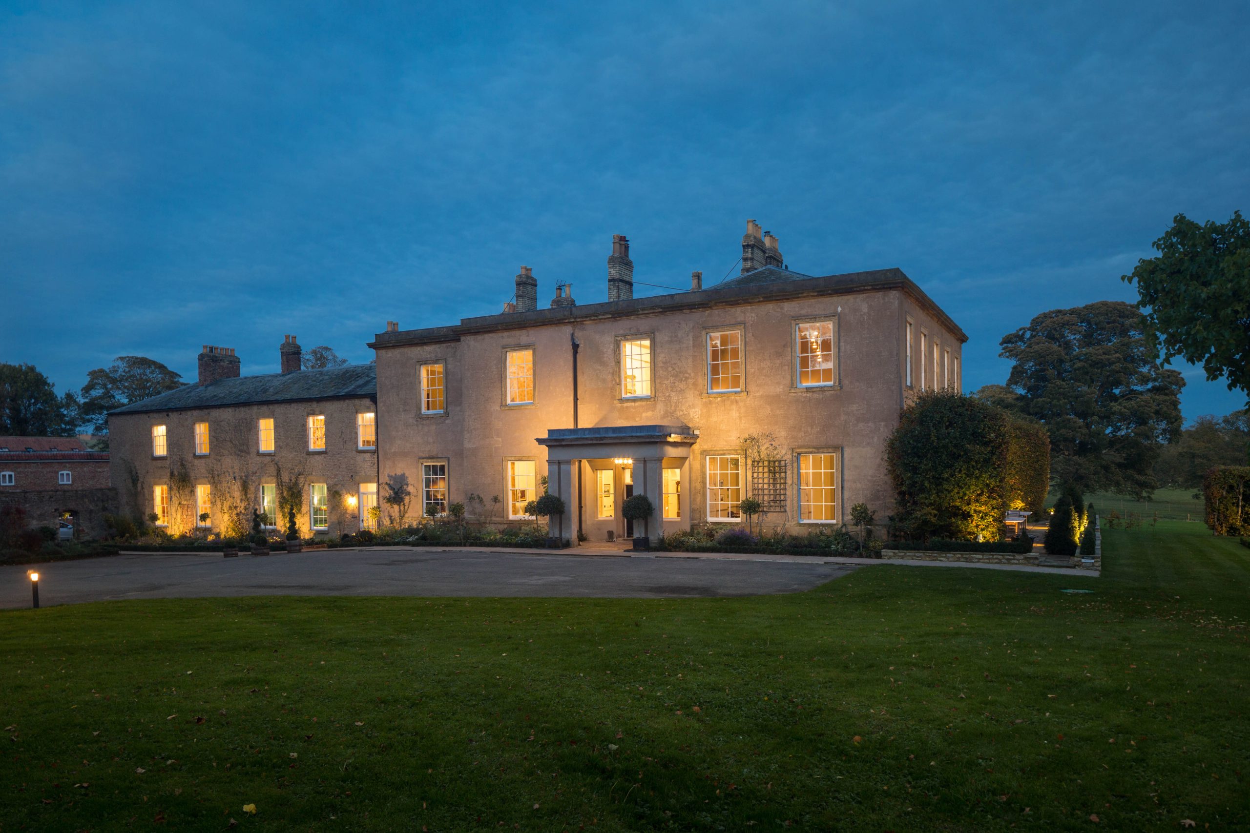 Howard Hall | kate & tom's