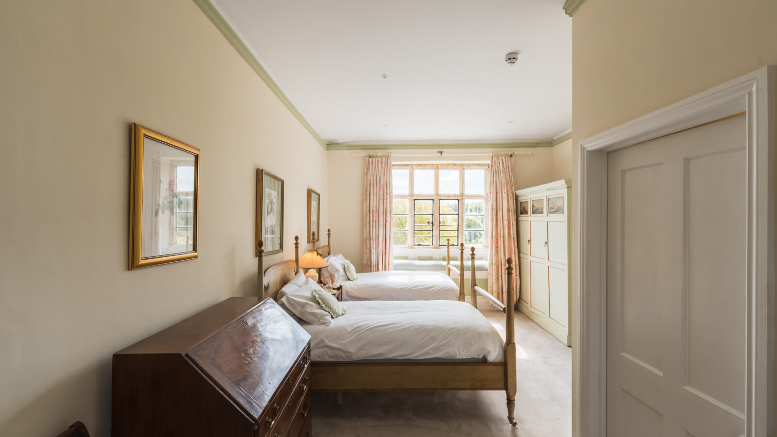 Walnut Tree Manor, Chipping Campden, Cotswolds Holiday Home | kate & tom’s