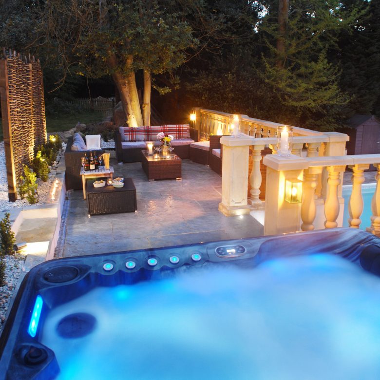 Party Houses | Party House Rentals | Party Houses for Hire | kate & tom's