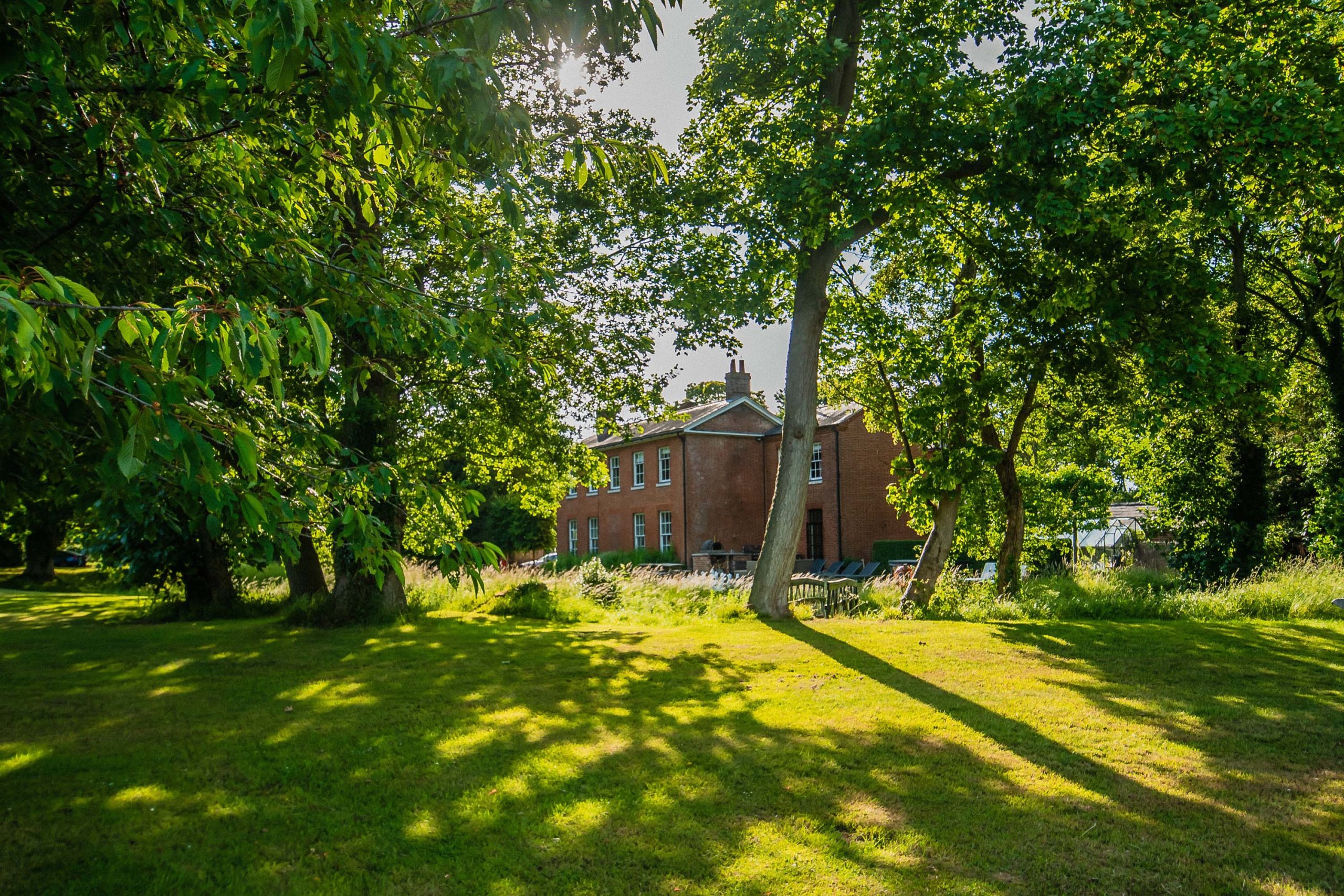 The Moated Manor - Kate & Tom's