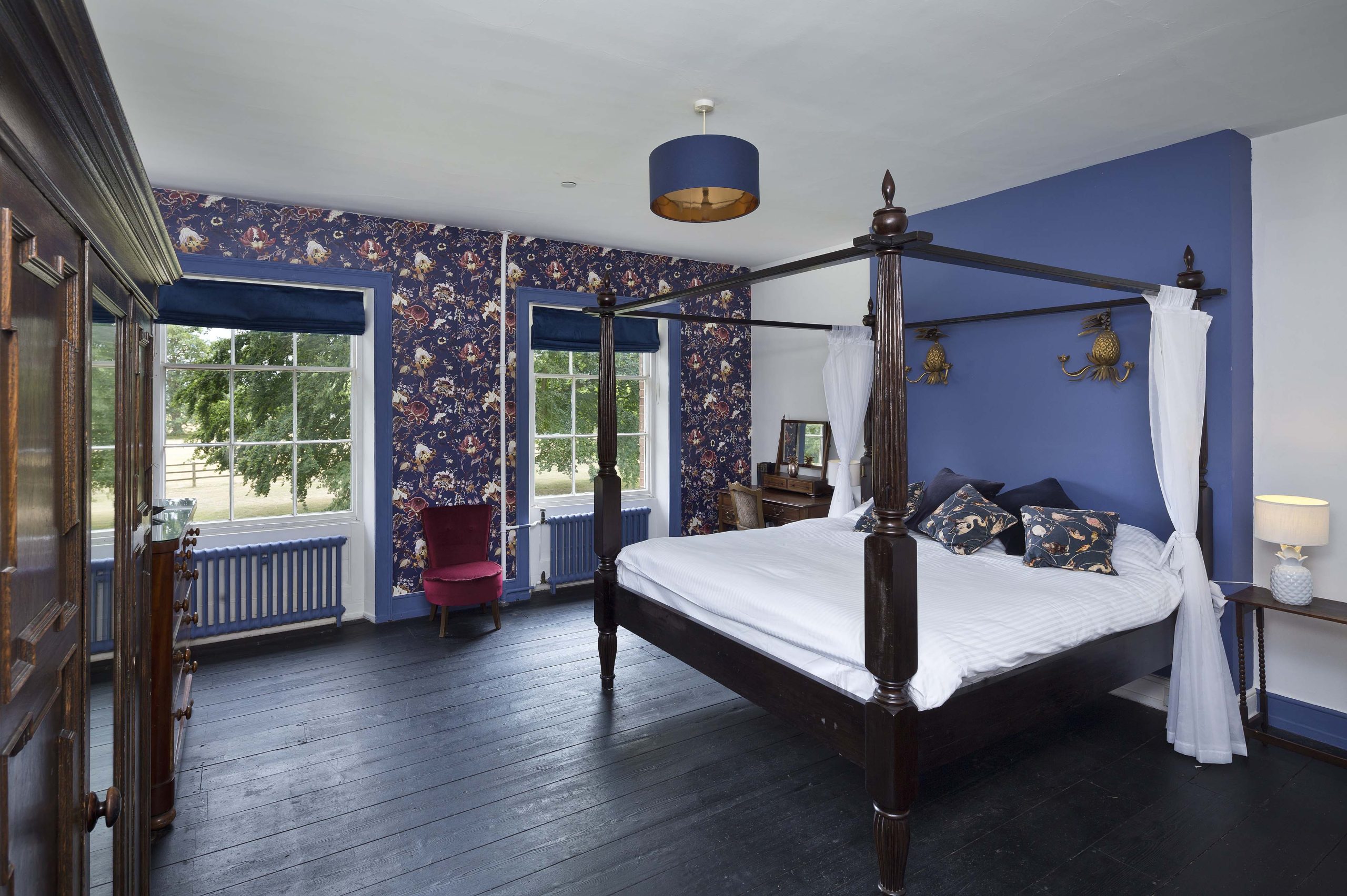 The Moated Manor | Luxury Large Holiday Cottage to Rent in Suffolk ...