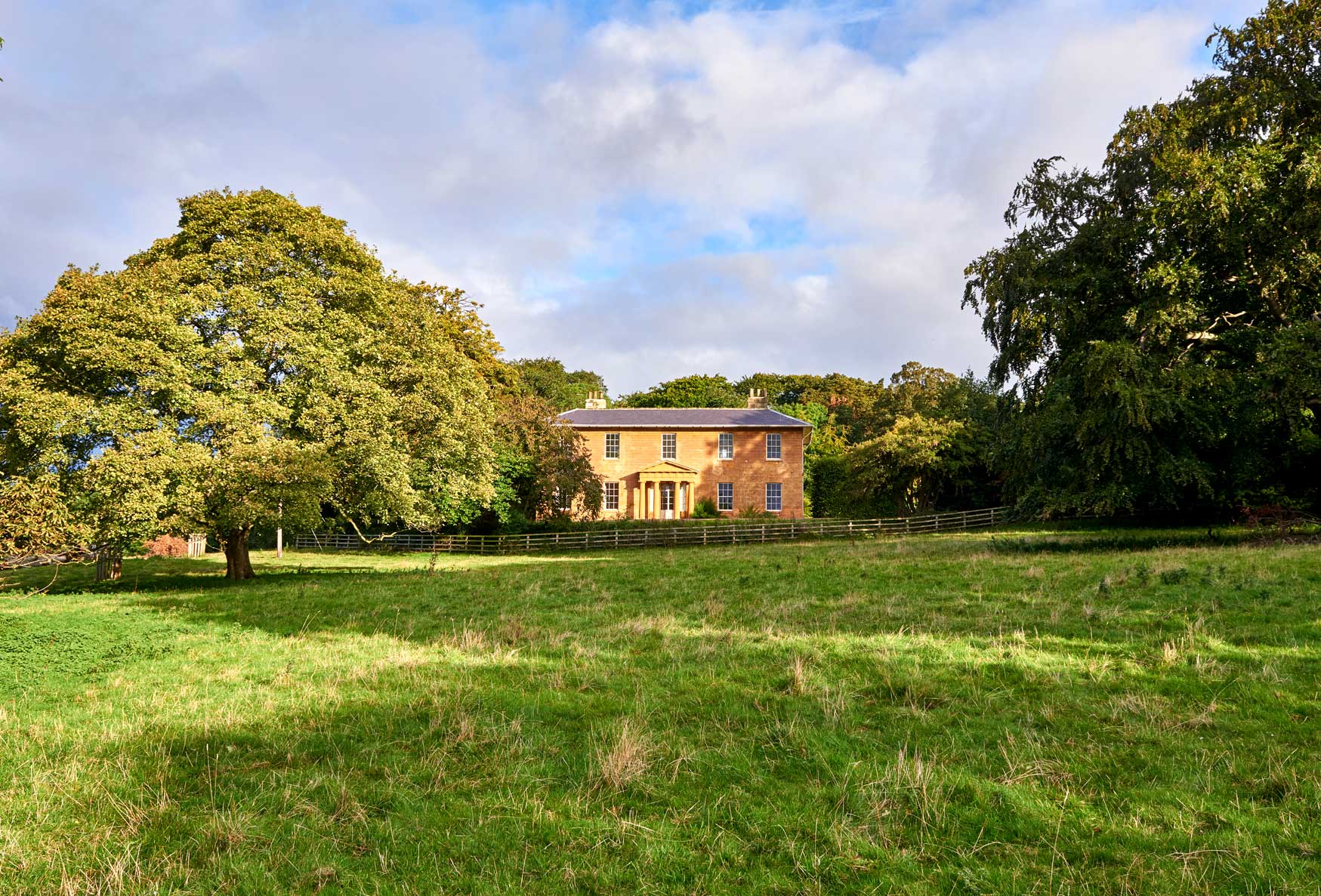 Countryside Hideaways: 6 Most Secluded Houses | kate & tom's