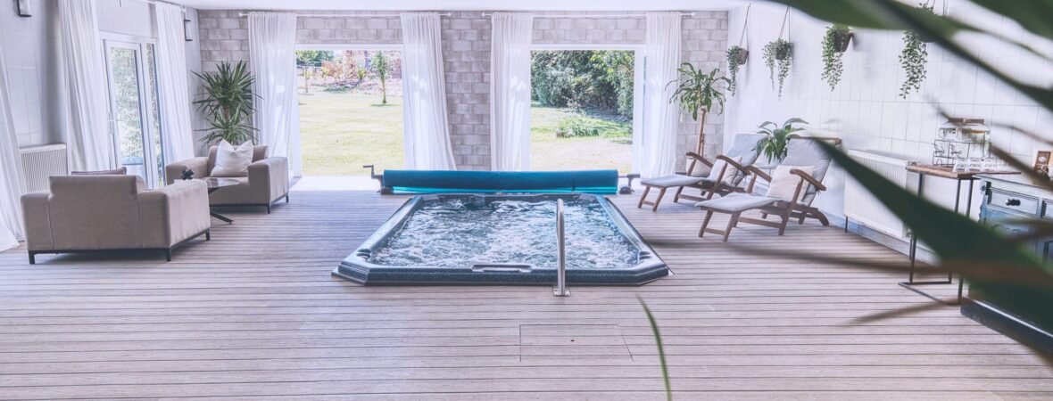 Lotus Cottage and Spa | Luxury Large Holiday Cottage to Rent in ...