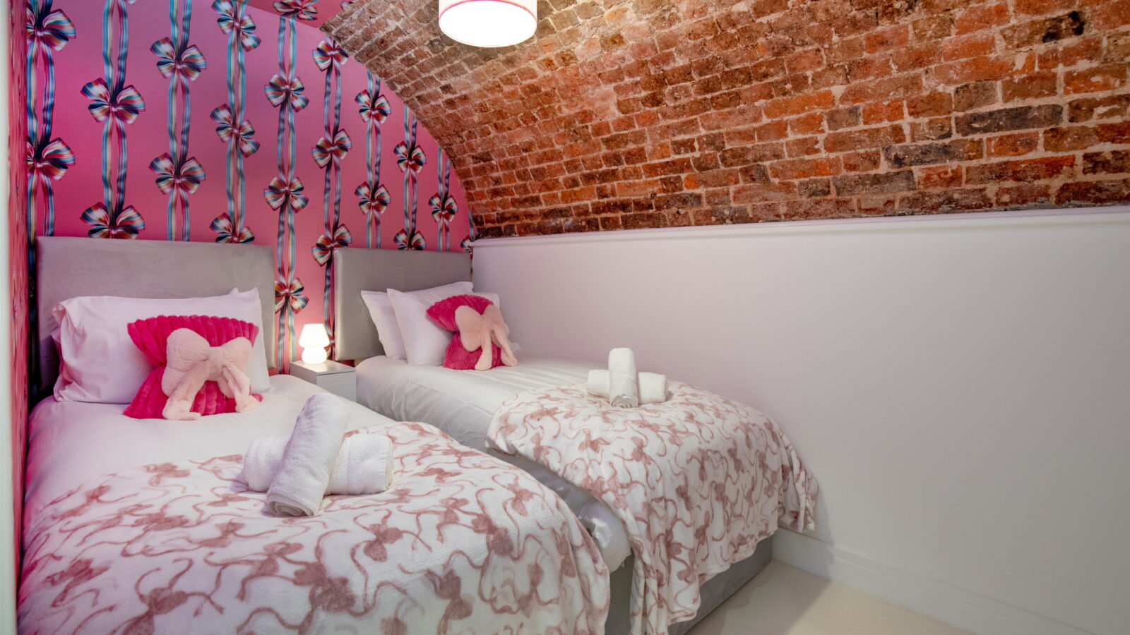 Halula Vibe | kate & tom's