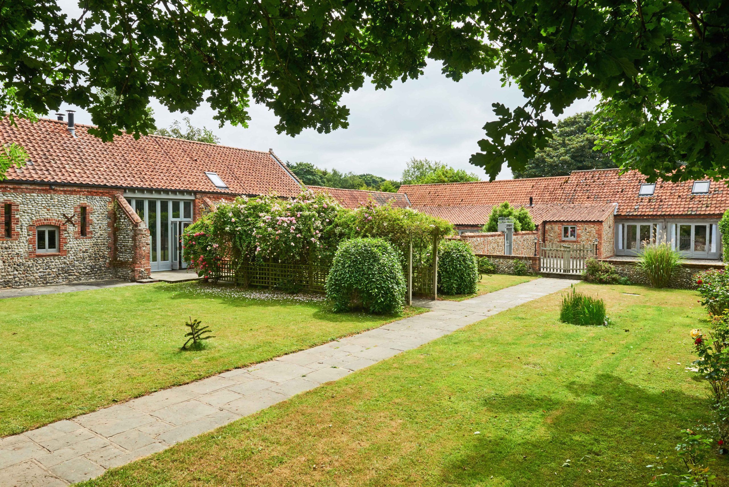 Wildflower Barns | Luxury Large Holiday Cottage to Rent in Norfolk ...